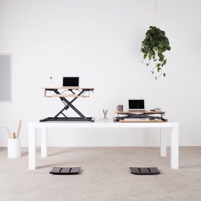 16 Best Stand up Desk Ideas for Work Space in 2022