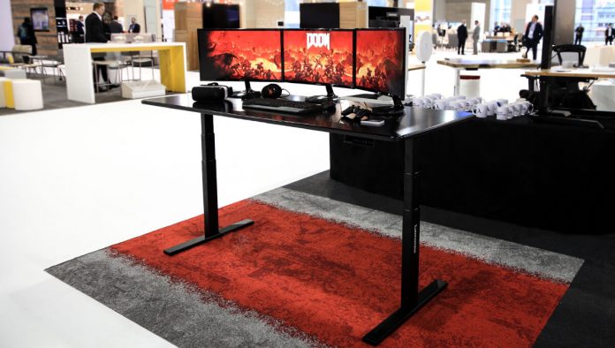 24 Best Standing Desks in 2021 - Trusted Review for Buyer