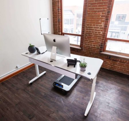 24 Best Standing Desks in 2021 - Trusted Review for Buyer