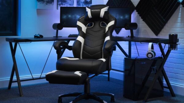 92+ Best Ideas of How To Setup A Perfect Gaming Desk
