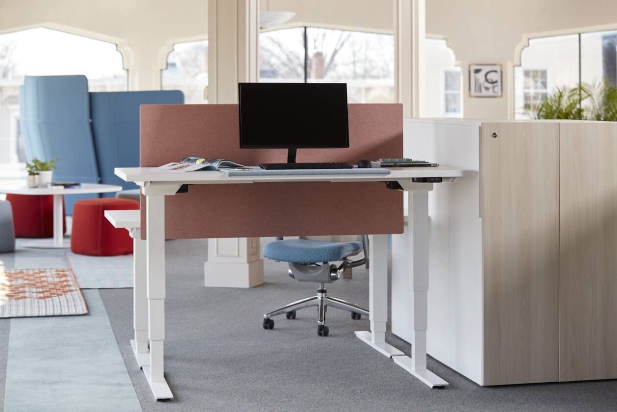 Haworth Upside height adjustable standing desk review - Is this ...