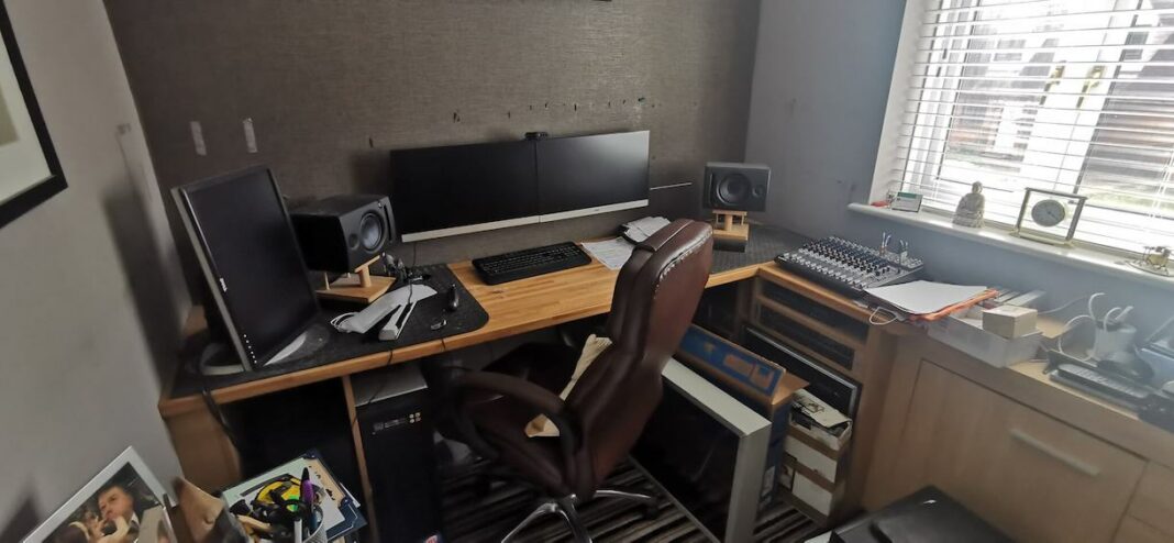 How to set up a Corner Desk in 15 minutes - Step by step instructions ...