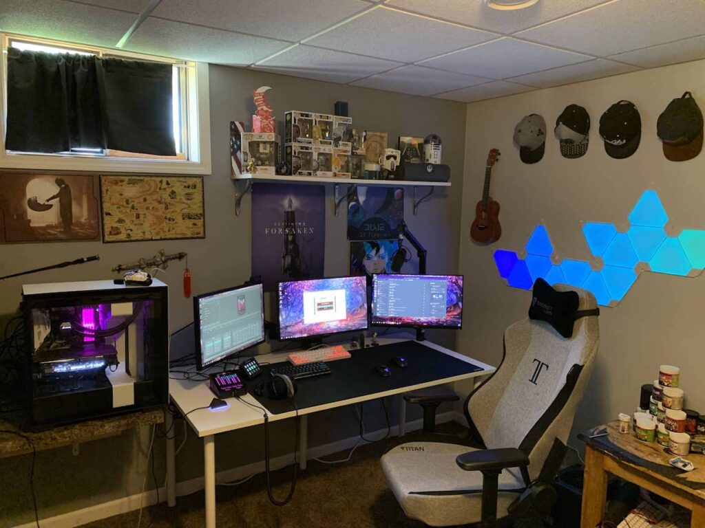 Top 7 Best Triple Monitor Stands For a Busier Workstation